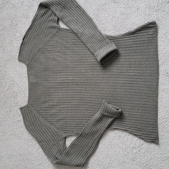 Mossimo Supply Co. | Sweaters | Mossimo Lightweight Sweater For Women ...